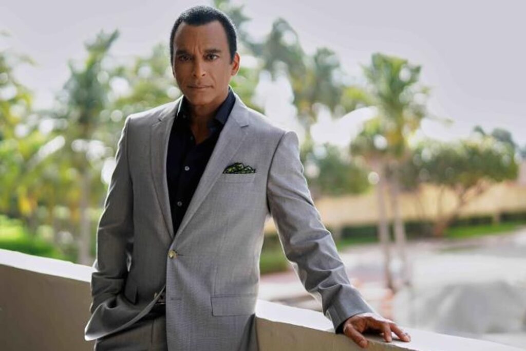 Jon Secada – Universal Attractions Agency