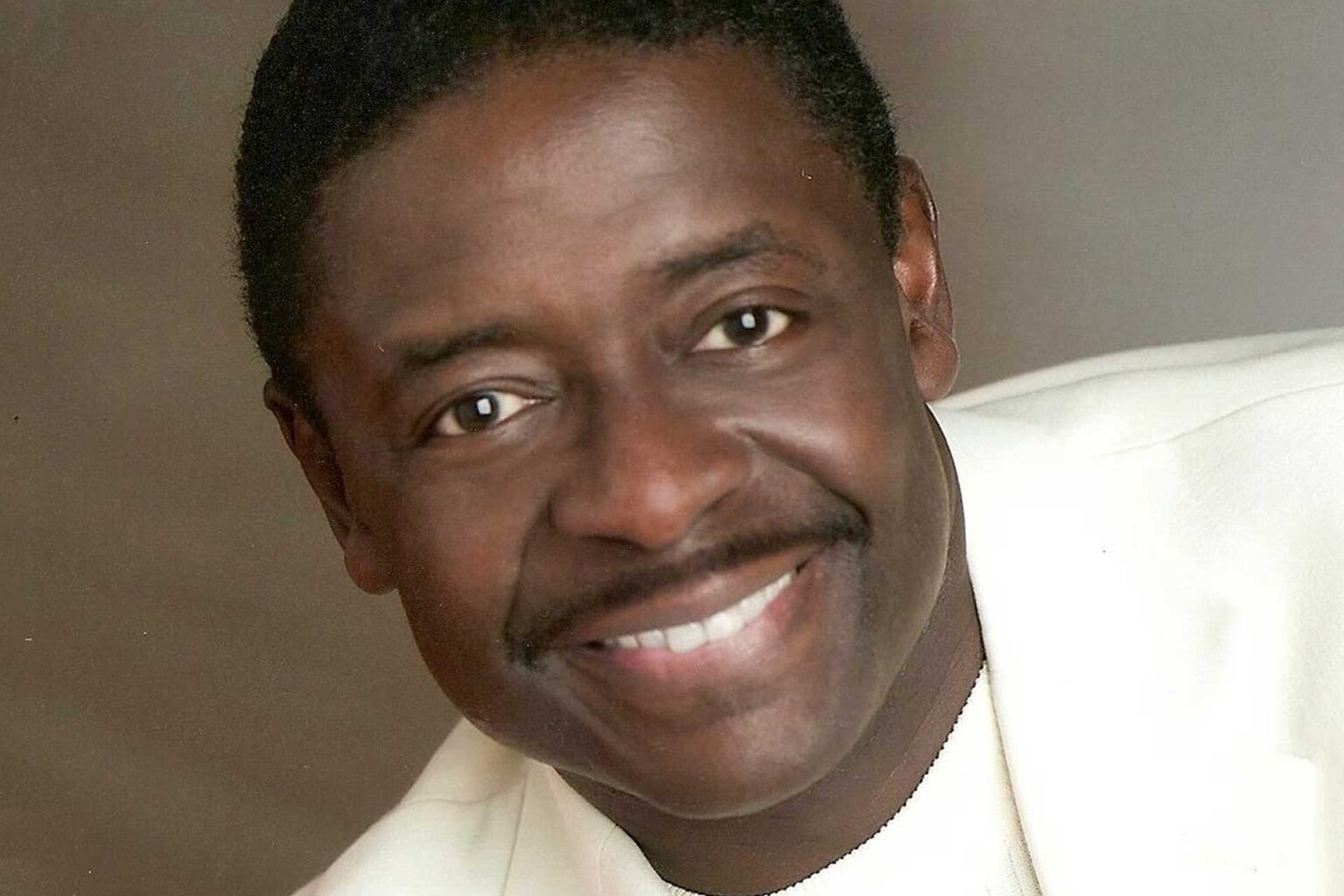 The Manhattans - Universal Attractions Agency