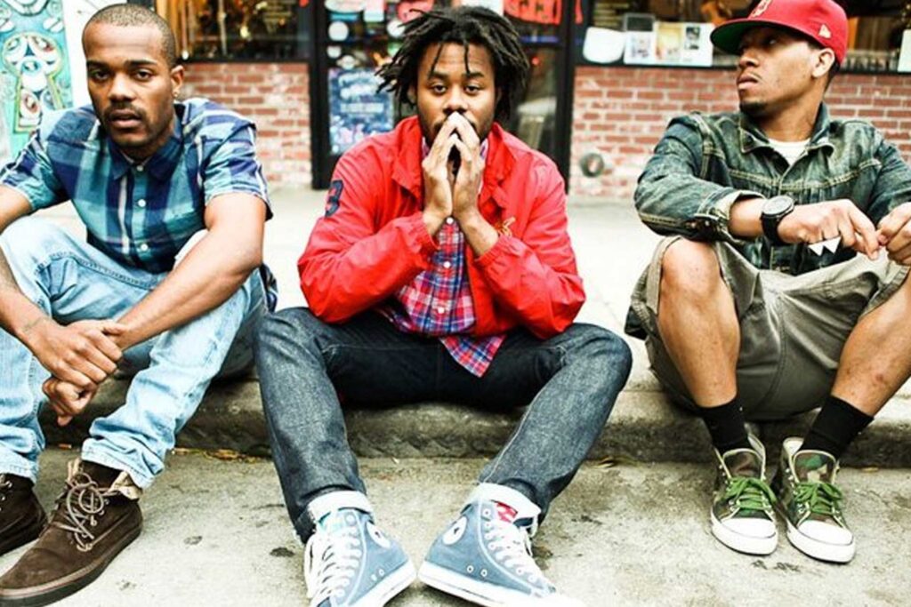 Pac Div - Universal Attractions Agency